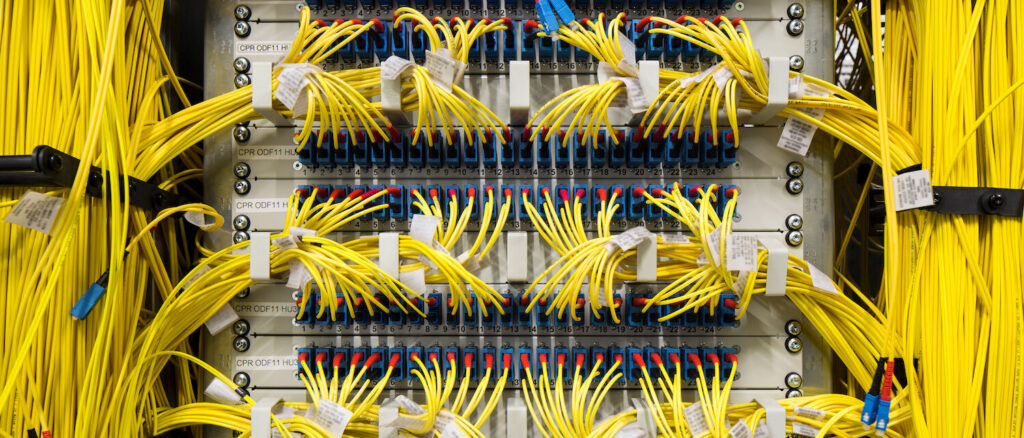 DE-CIX: A Stronger Internet Today and Tomorrow - Internet Society